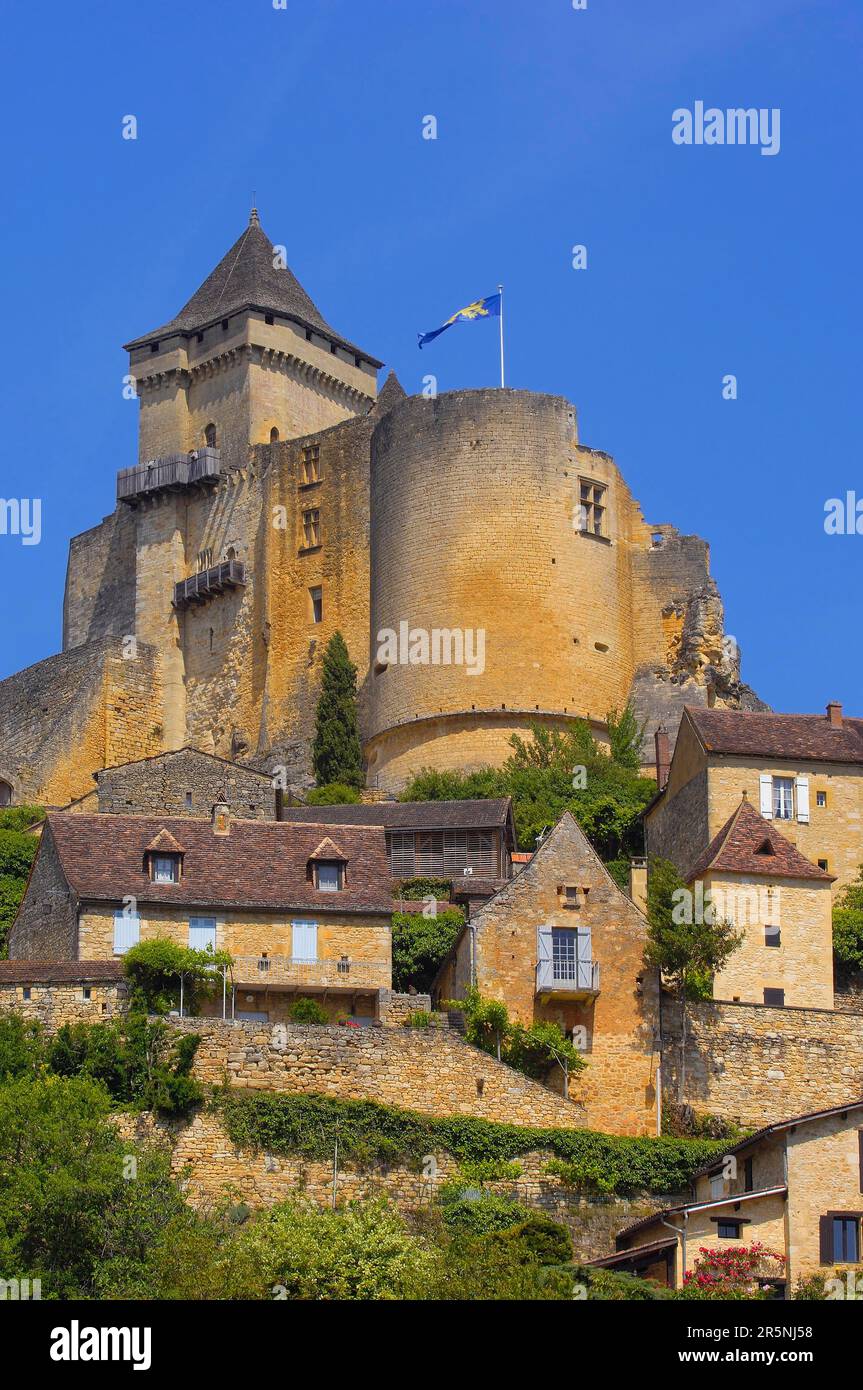 Castelnaud, Castle, Castelnaud la Chapelle, Perigord, Dordogne valley ...