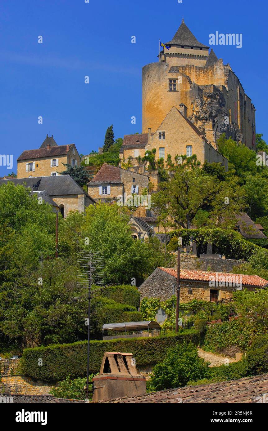 Castelnaud, Castle, Castelnaud la Chapelle, Perigord, Dordogne valley ...