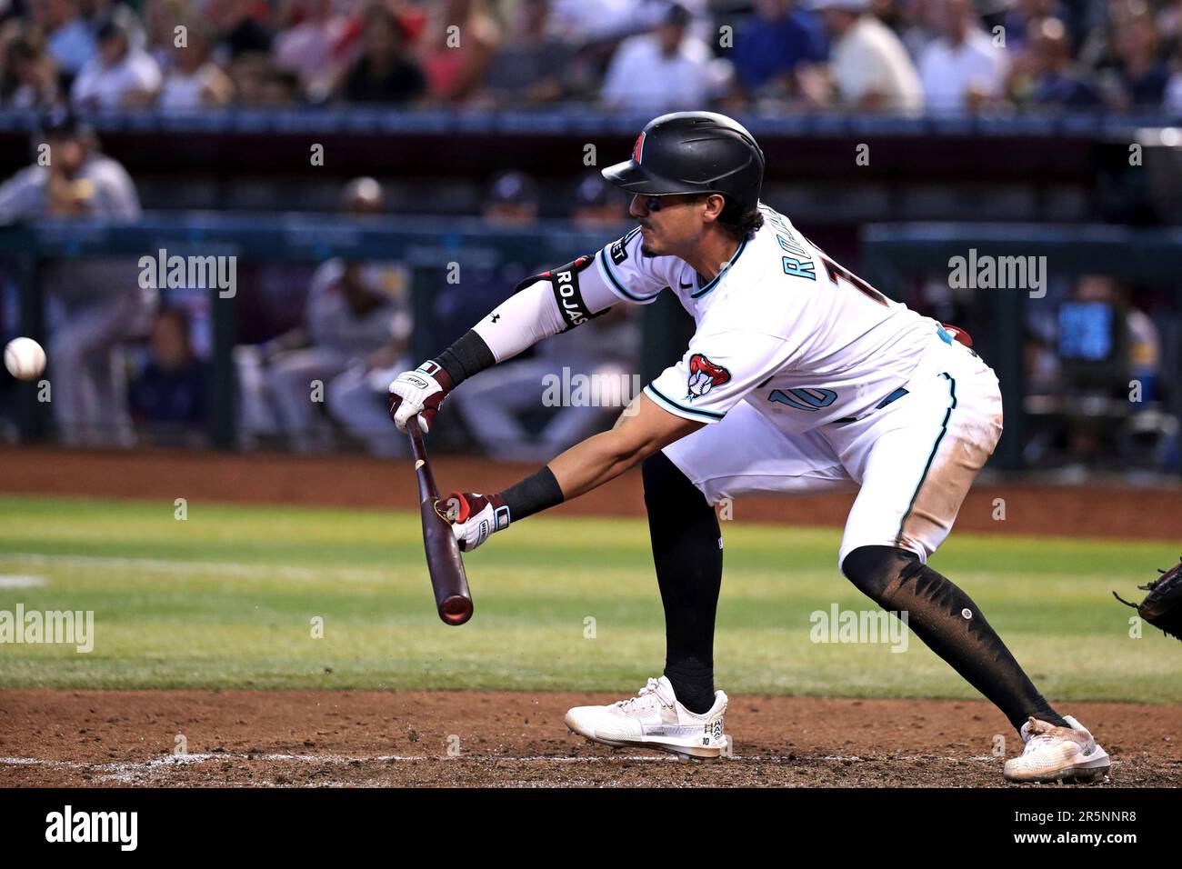 PHOENIX, AZ - JUNE 04: Arizona Diamondbacks third baseman Josh Rojas ...