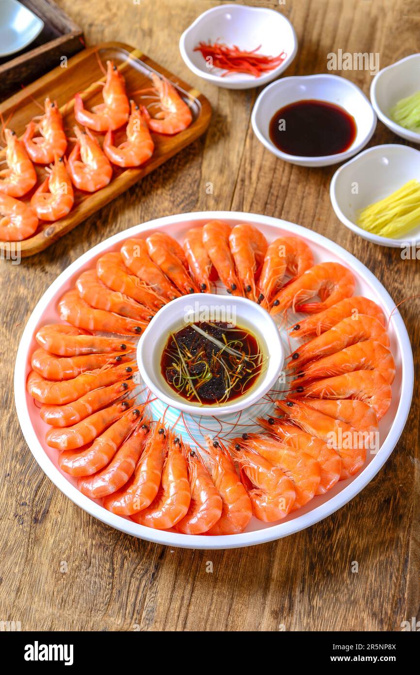 Chinese Scalded Prawns (Poached Shrimp Stock Photo - Alamy