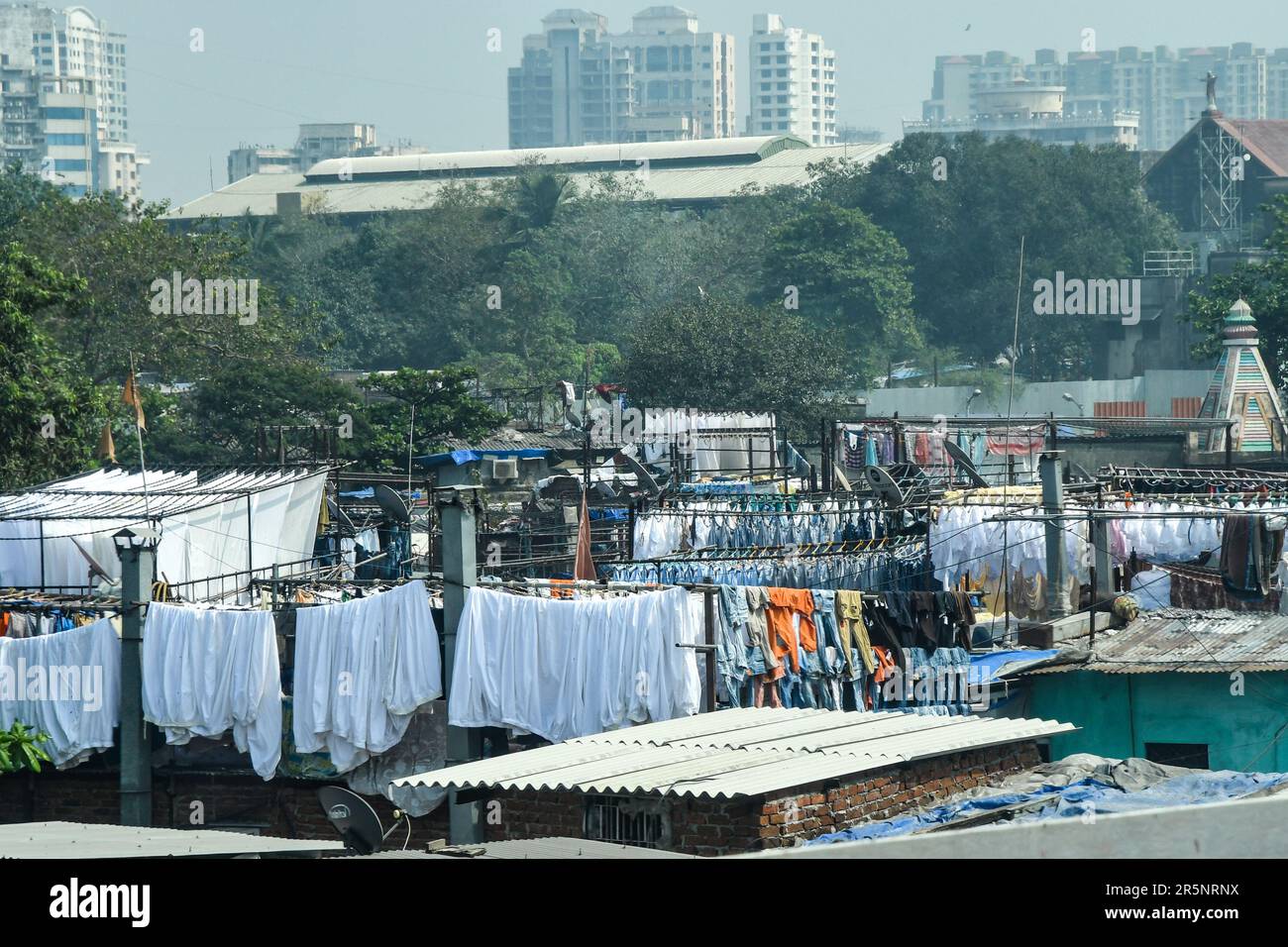 Dhobi Ghat is the World's Largest Outdoor Laundry and a Popular Tourist ...