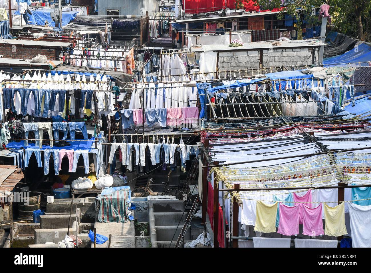 Dhobi Ghat is the World's Largest Outdoor Laundry and a Popular Tourist ...