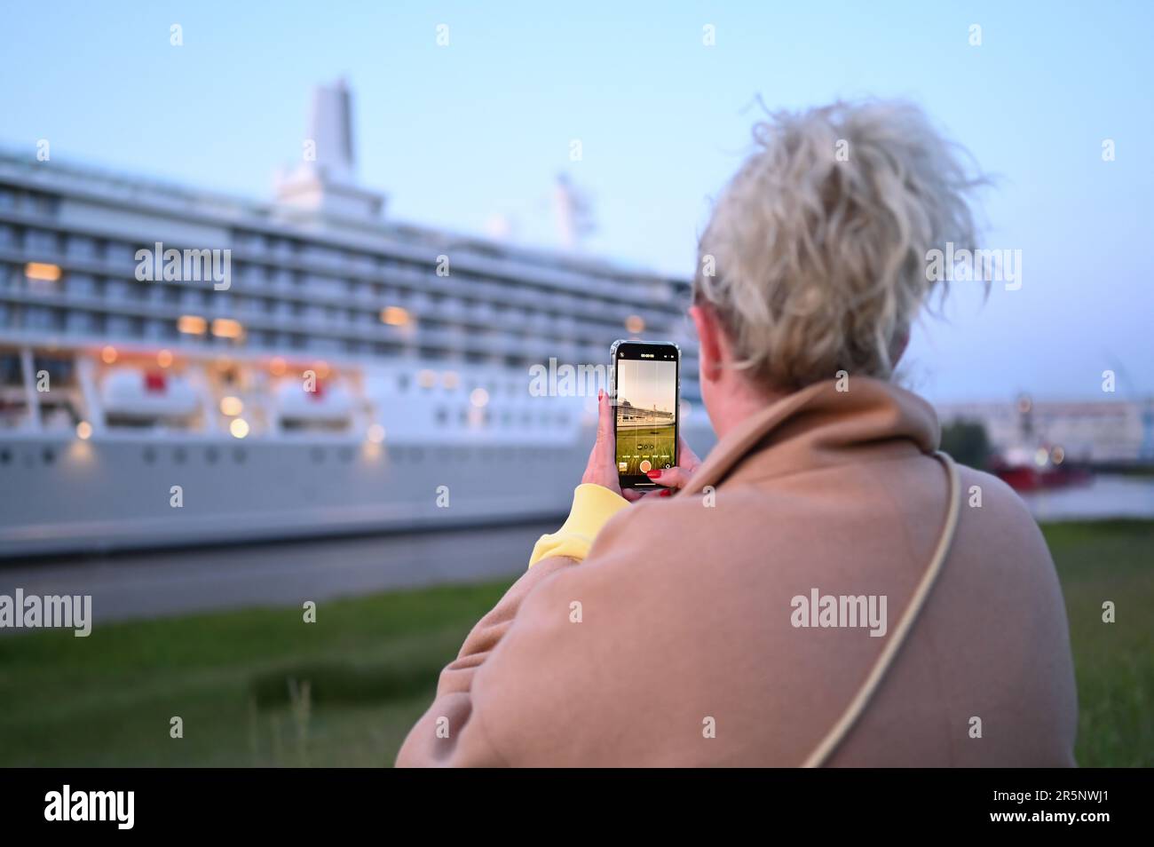 Silver nova cruise hi-res stock photography and images - Alamy