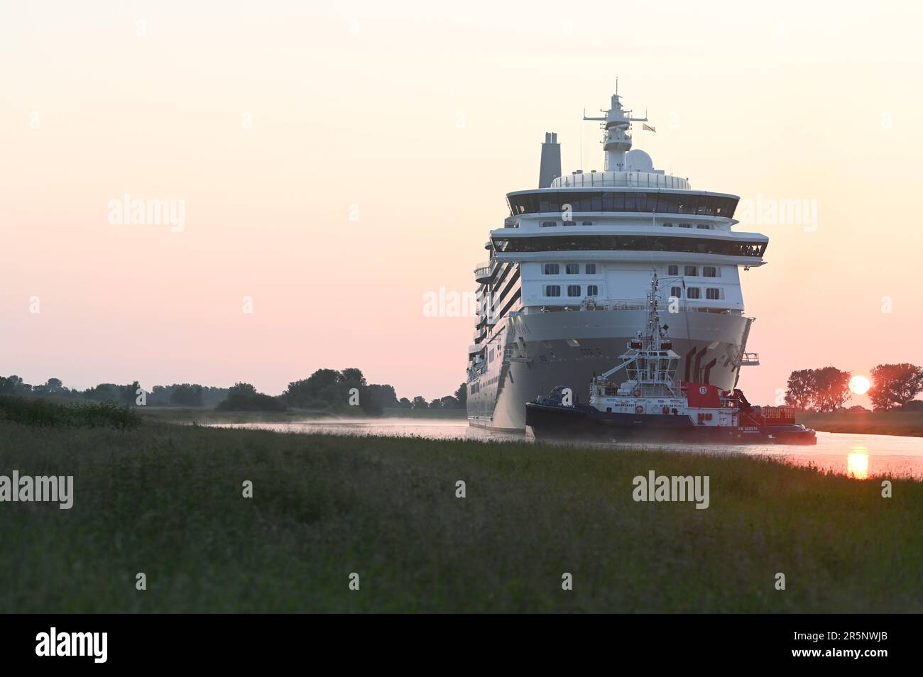 Silver nova cruise hi-res stock photography and images - Alamy