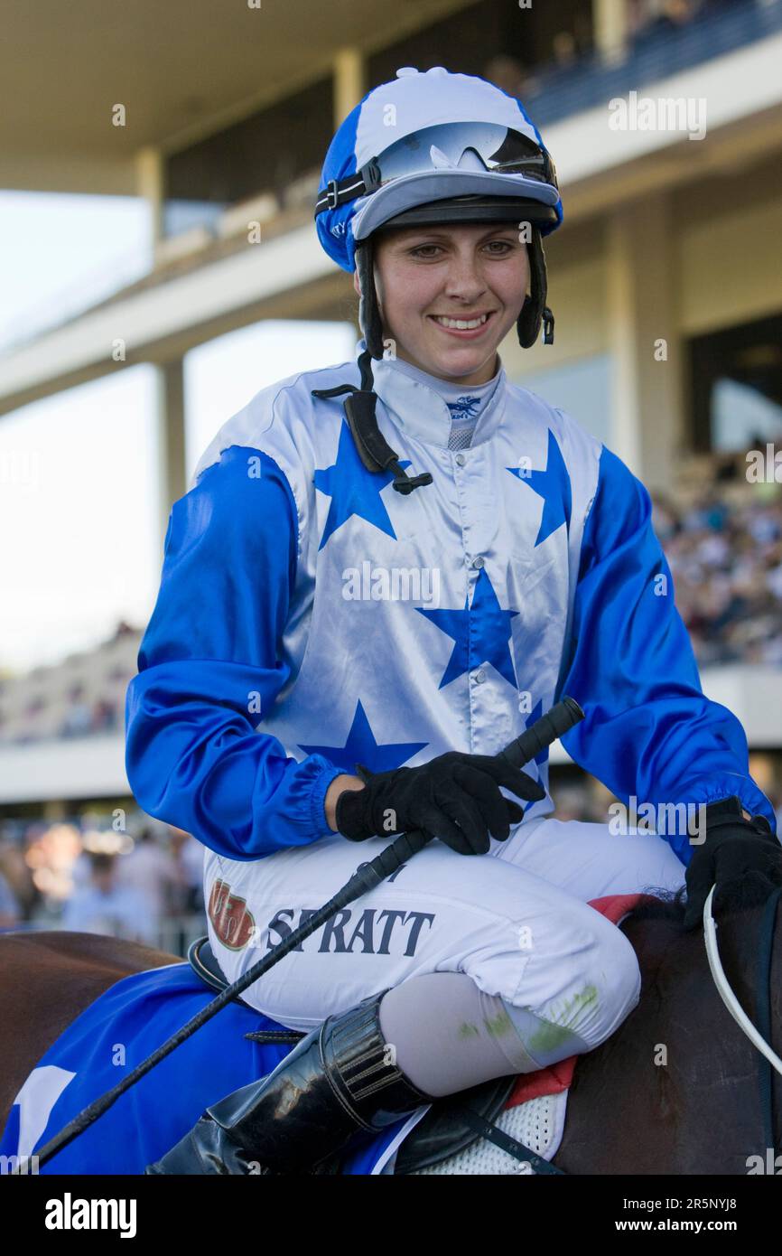 Sam spratt hi-res stock photography and images - Alamy