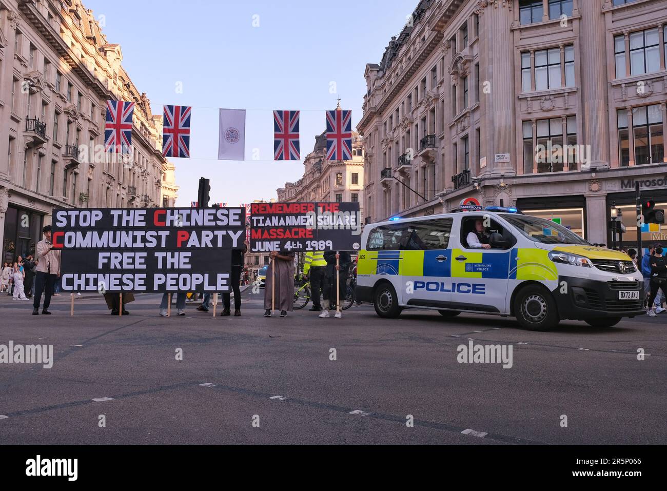 London, UK. 4th June, 2023. Overseas Hong Kongers mark the 34th ...