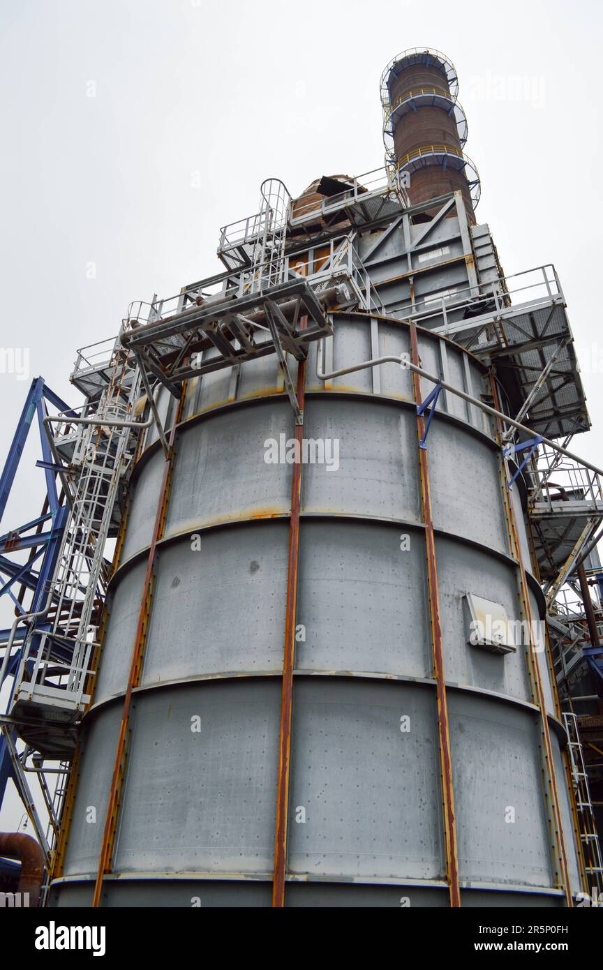 Large chemical capacity at the oil refinery, new equipment Stock Photo ...