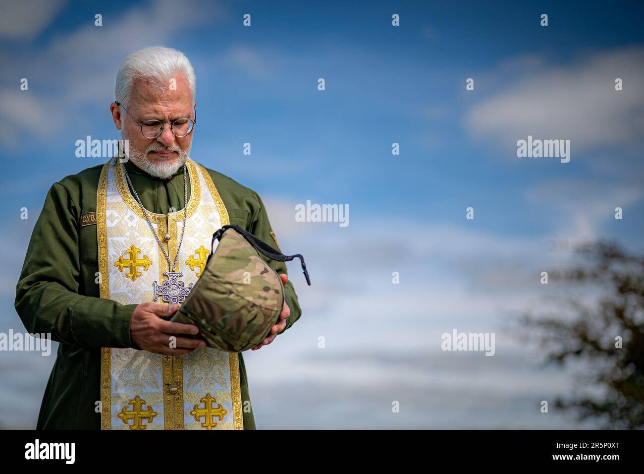 Ukrainian chaplains training hi-res stock photography and images - Alamy Ukrainian chaplains training hi-res stock photography and images - Alamy
