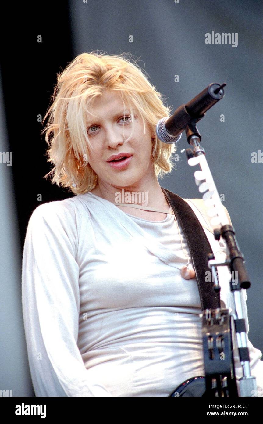 Courtney love photographs hi-res stock photography and images - Alamy