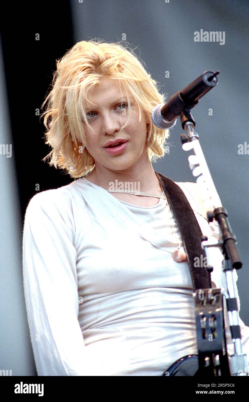 Courtney love photographs hi-res stock photography and images - Alamy