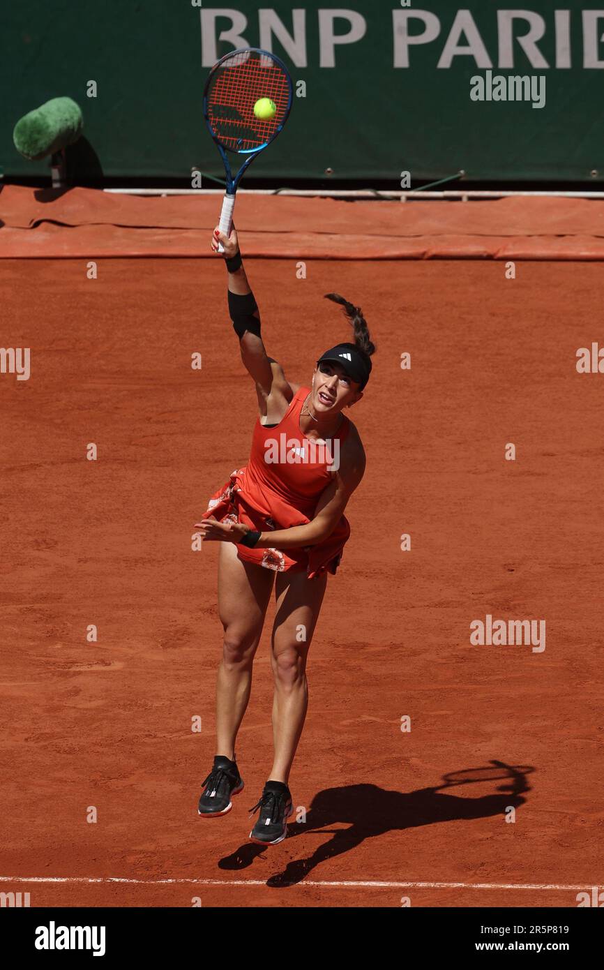 Elina avanesyan hi-res stock photography and images - Alamy