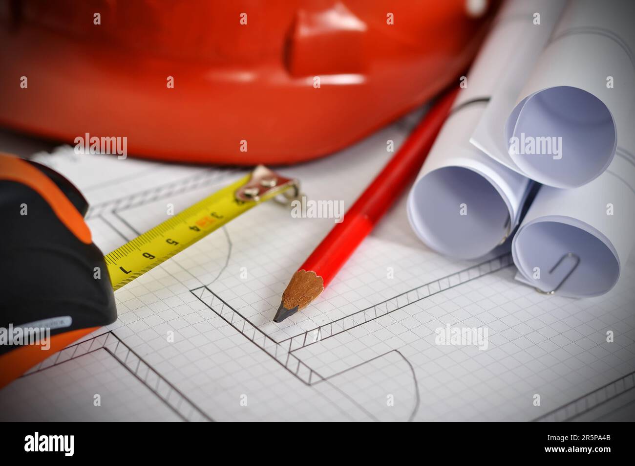 Engineer scale hi-res stock photography and images - Alamy