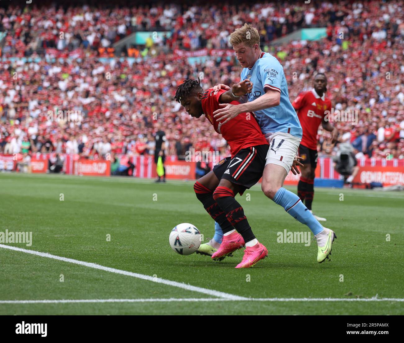 London, UK. 03rd June, 2023. Fred (MU) Kevin De Bruyne (MC) at the ...