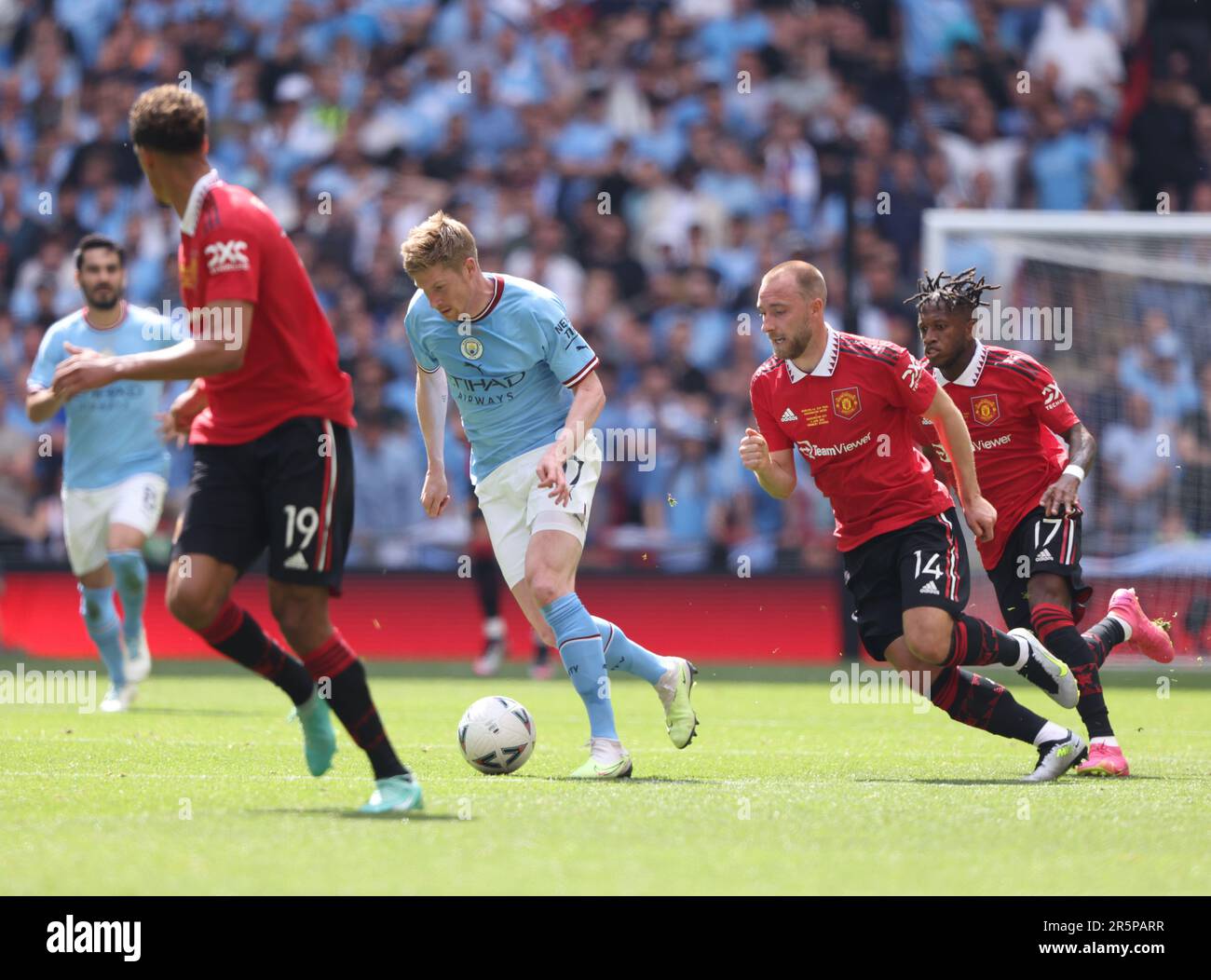 London, UK. 03rd June, 2023. Kevin De Bruyne (MC) Christian Eriksen (MU ...