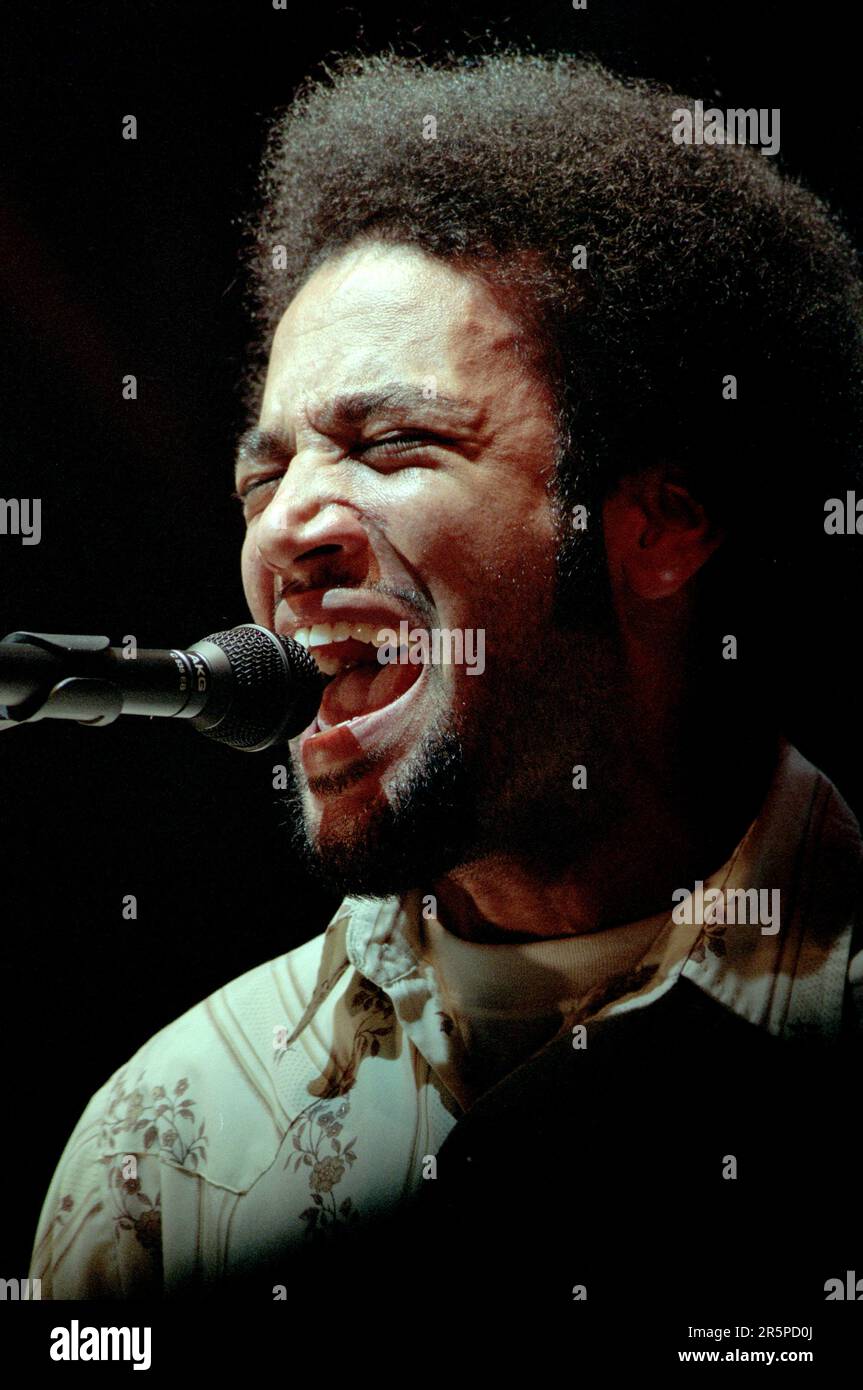 Ben harper photographs hi-res stock photography and images - Alamy