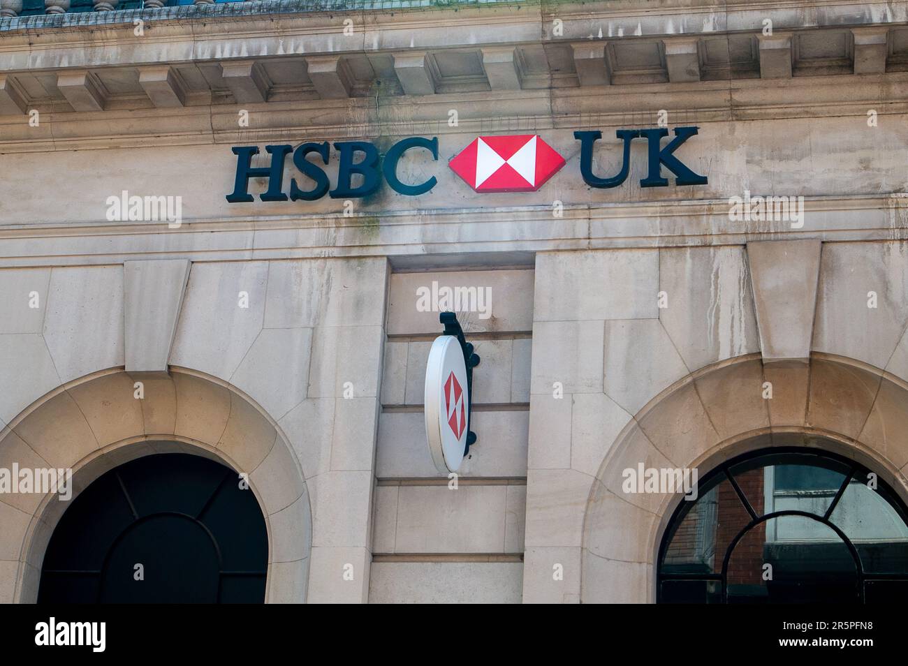 Cutting money uk hi-res stock photography and images - Alamy