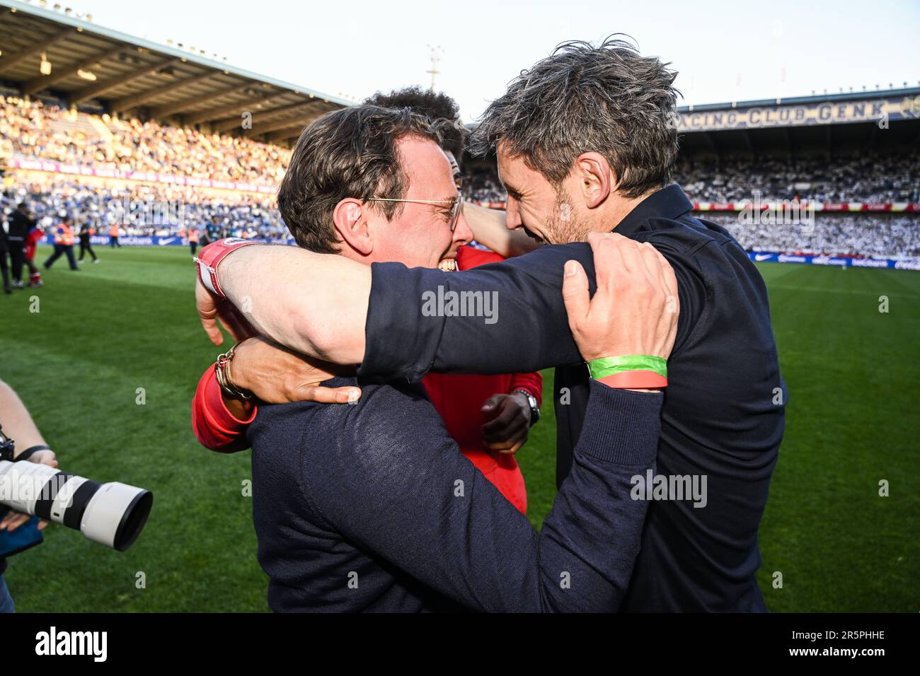 Antwerp's general manager Sven Jaecques and Antwerp's head coach Mark ...