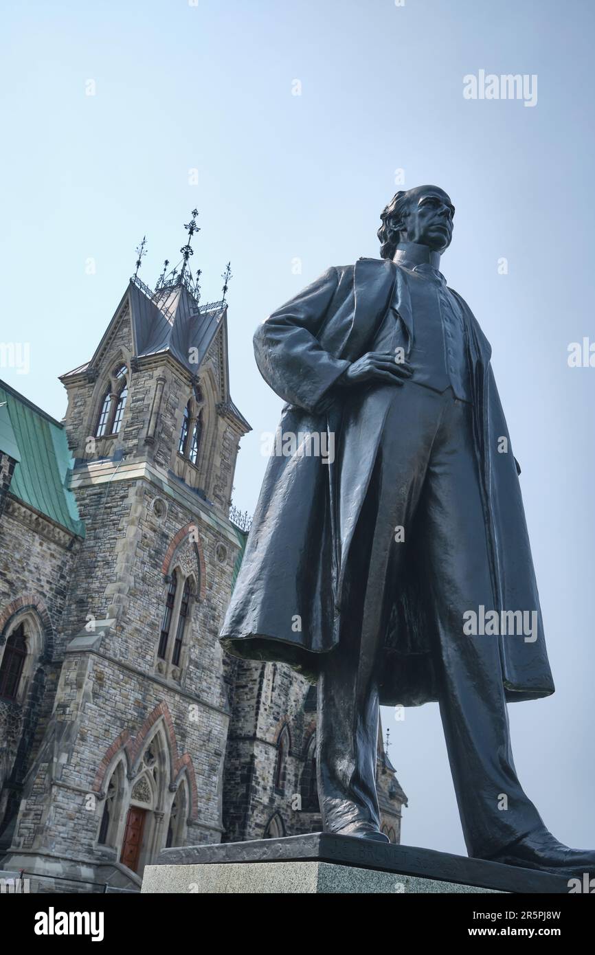 Statue of Sir Wilfrid Laurier, Parliament Hill, Ottawa, Ontario, Canada ...