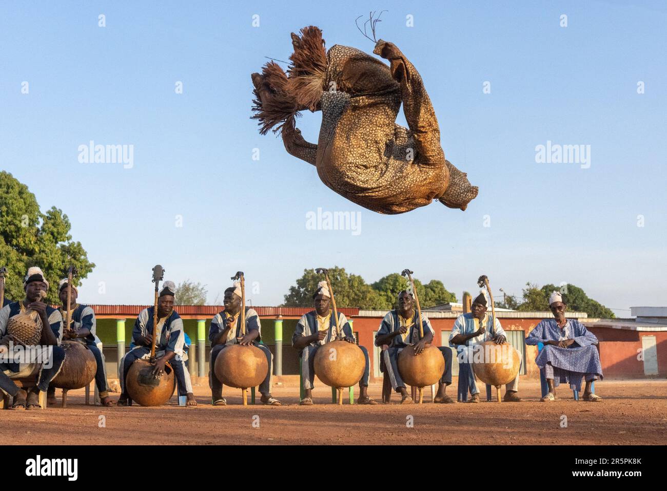 THRILLING images of the Senoufo people doing the stunning Panther dance ...