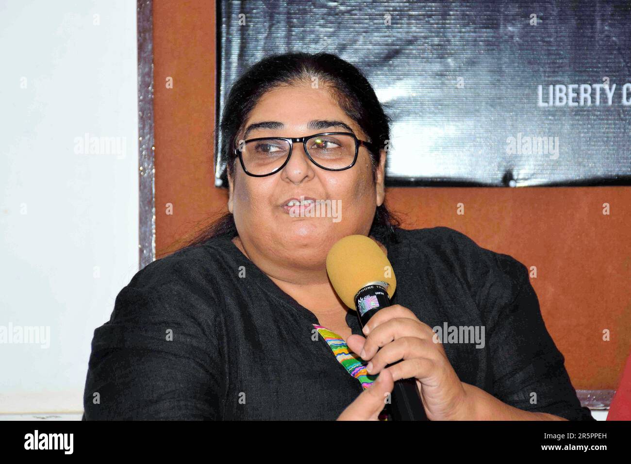 Vinta nanda hi-res stock photography and images - Alamy