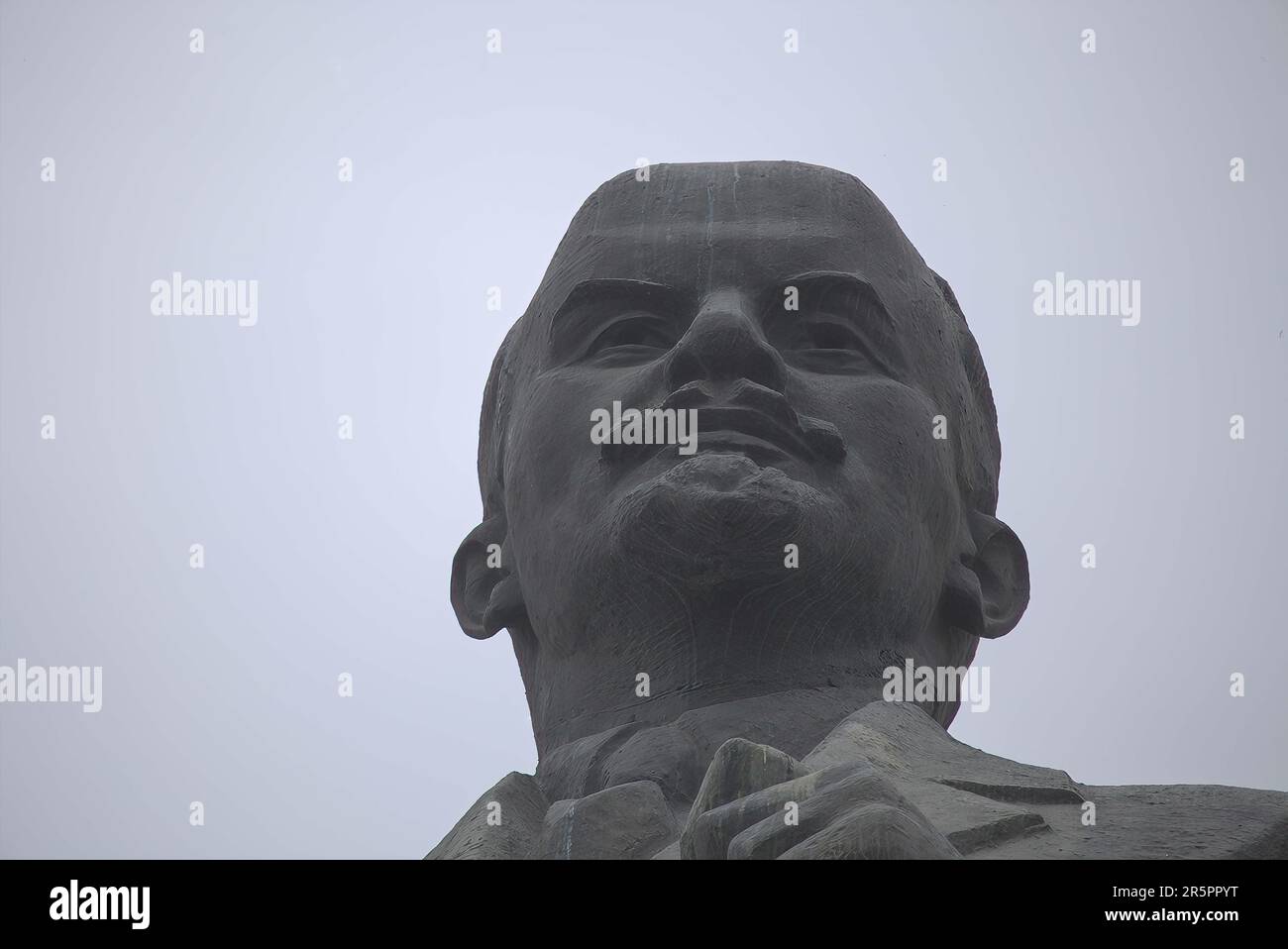 Kyrgyzstan osh statue lenin hi-res stock photography and images - Alamy