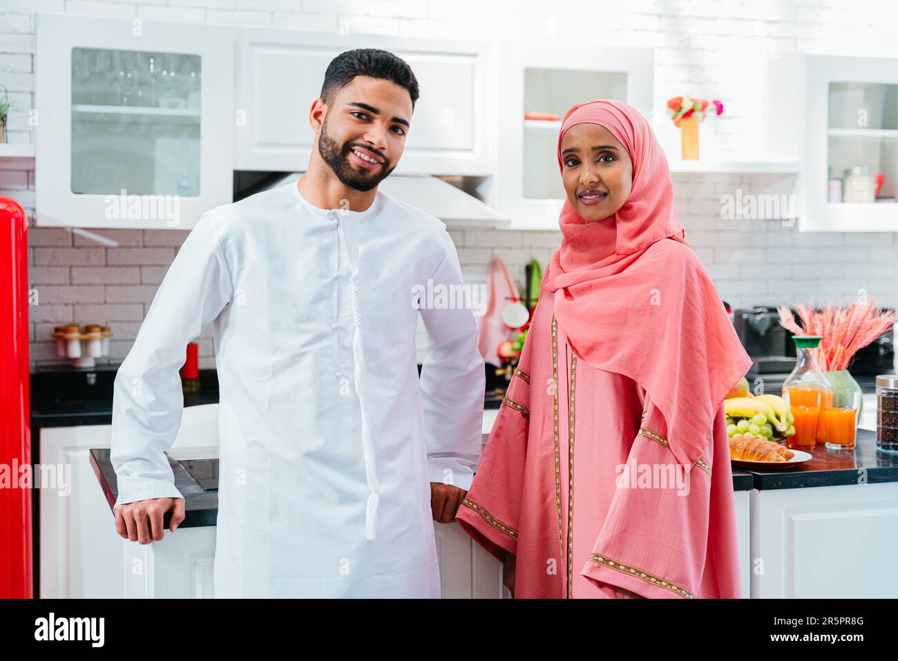 Saudi couple apartment hi-res stock photography and images - Alamy