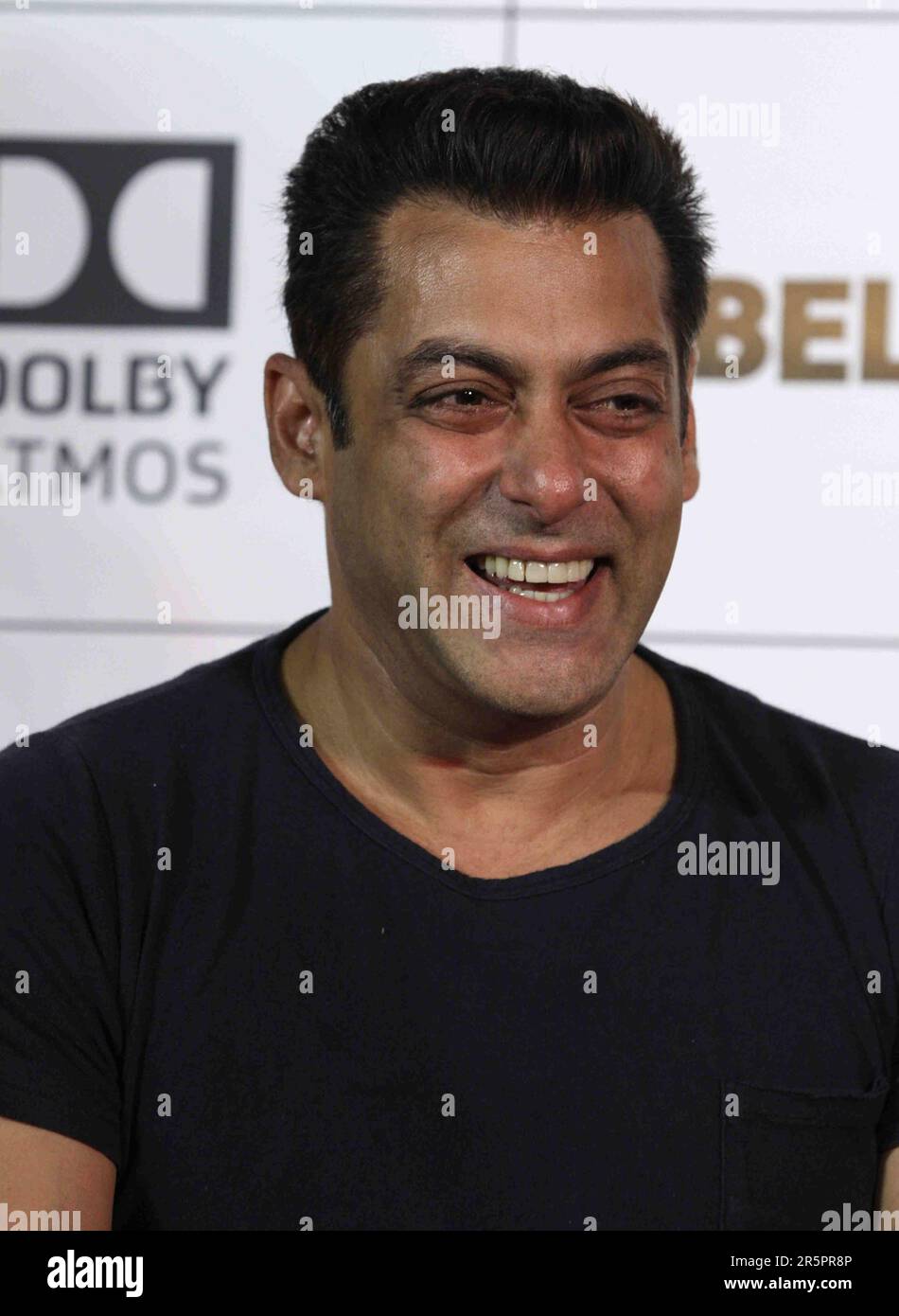 Indian film star salman khan hi-res stock photography and images - Alamy