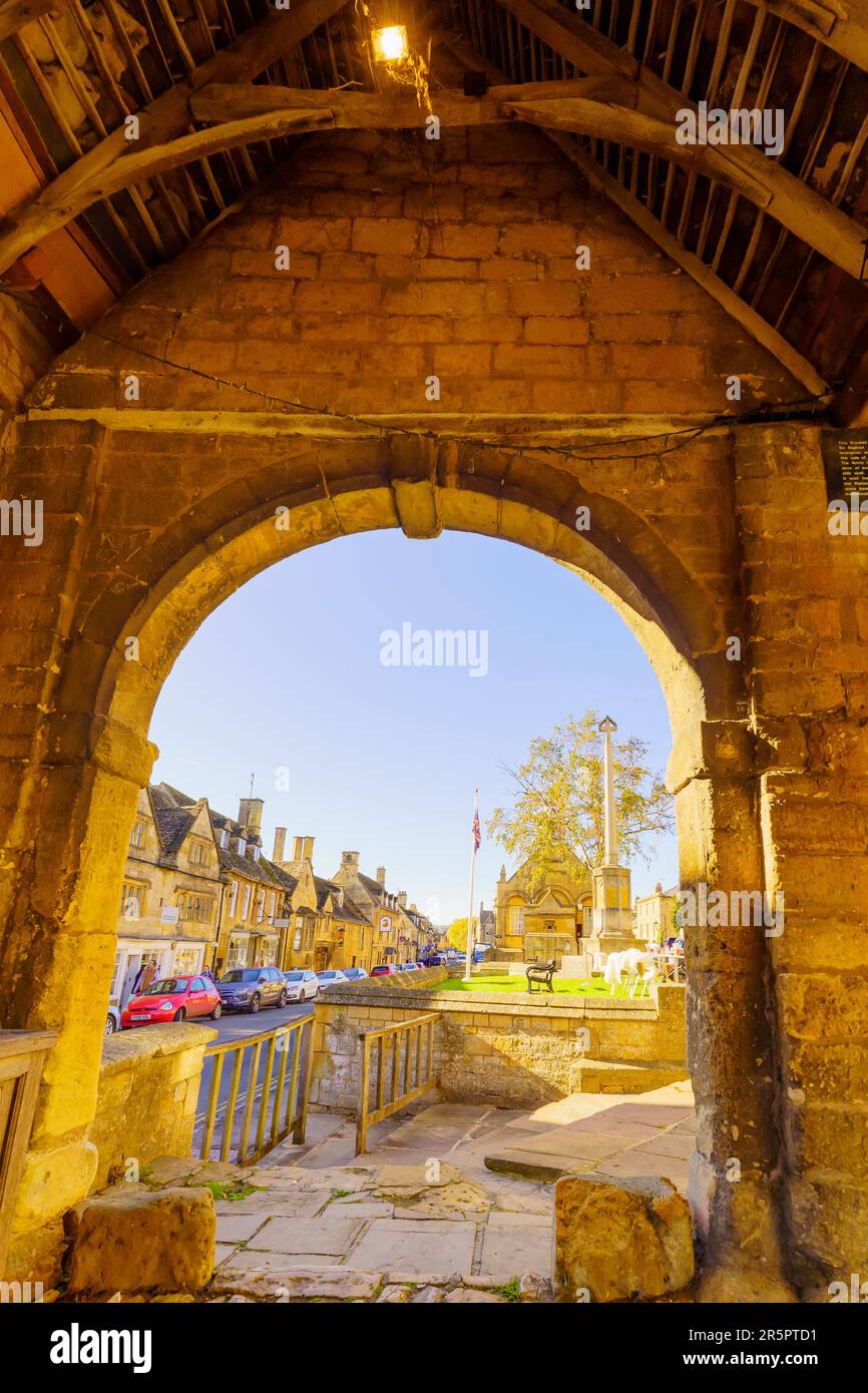 Chipping Campden, UK - October 18, 2022: View of the historic market ...