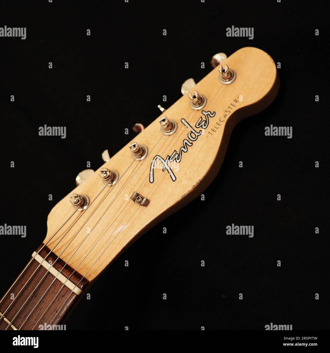 Fender Custom Shop 63 Telecaster Relic headstock Stock Photo - Alamy