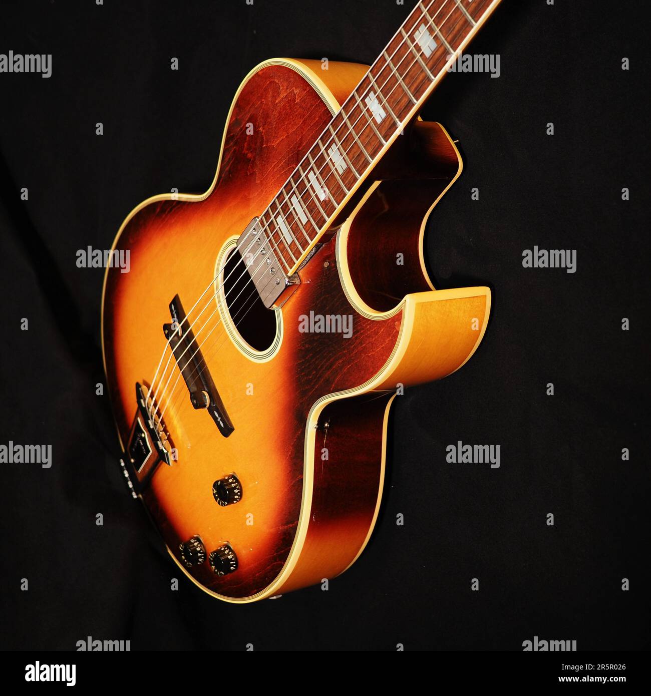 Vintage Gibson Howard Roberts Jazz Guitar from the 70s Stock Photo - Alamy