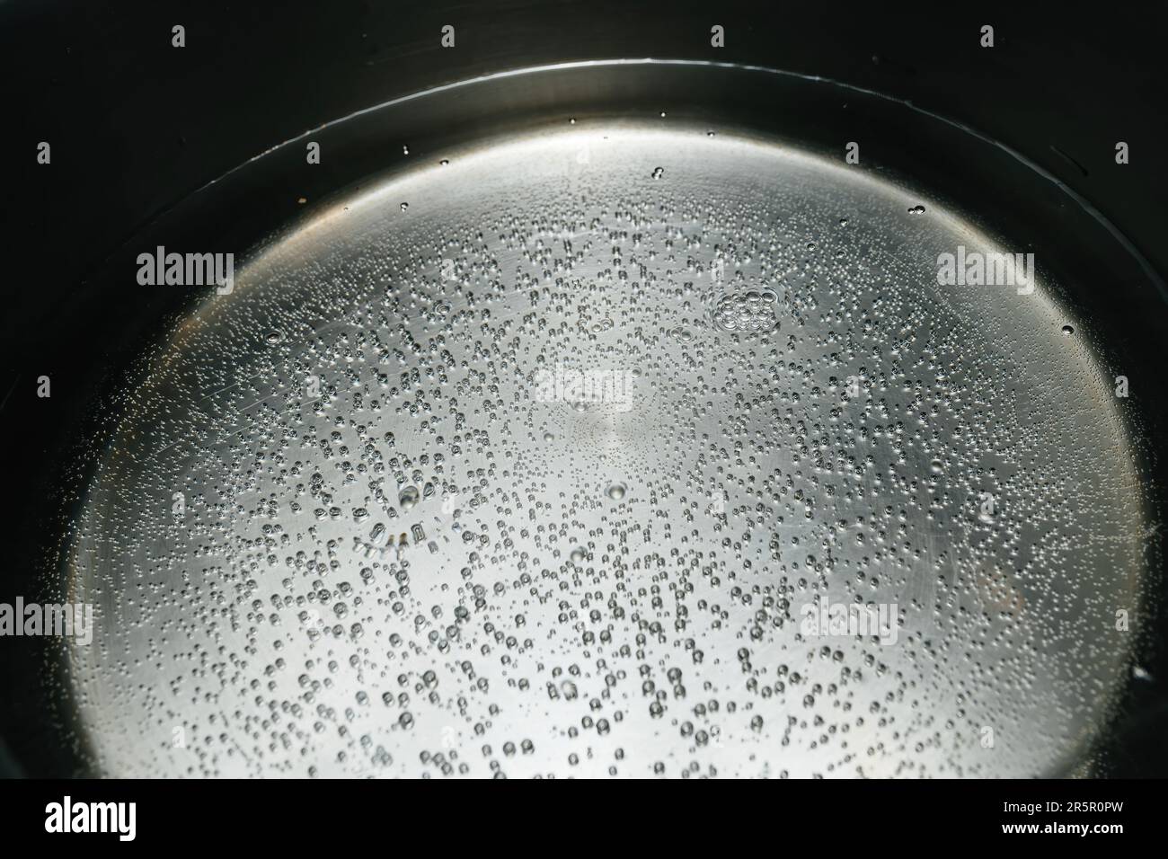 Macro shot bubbles in boiling hi-res stock photography and images - Alamy