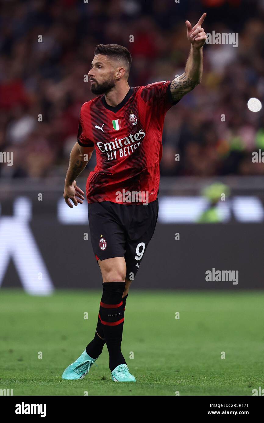 Giroud ac milan 2023 hi-res stock photography and images - Alamy