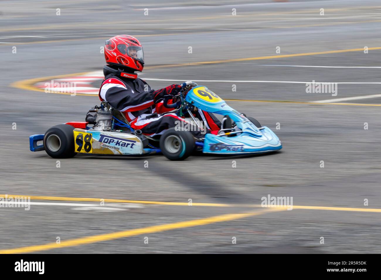 Go Kart racing Stock Photo - Alamy