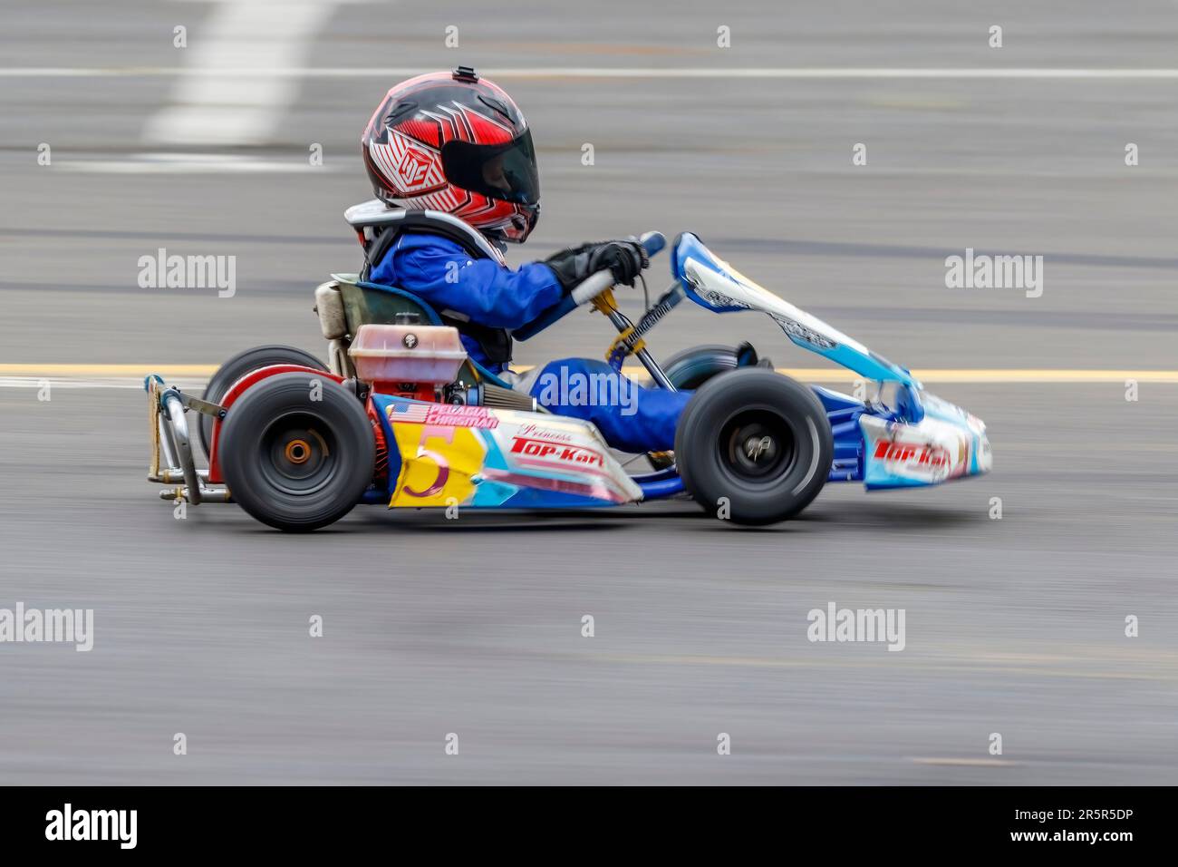 Go Kart racing Stock Photo - Alamy