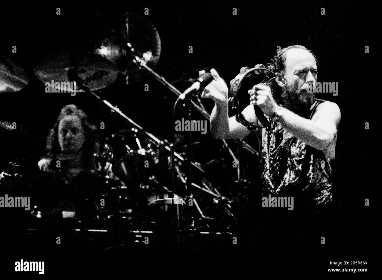 Jethro Tull Bologna 1982 Buick