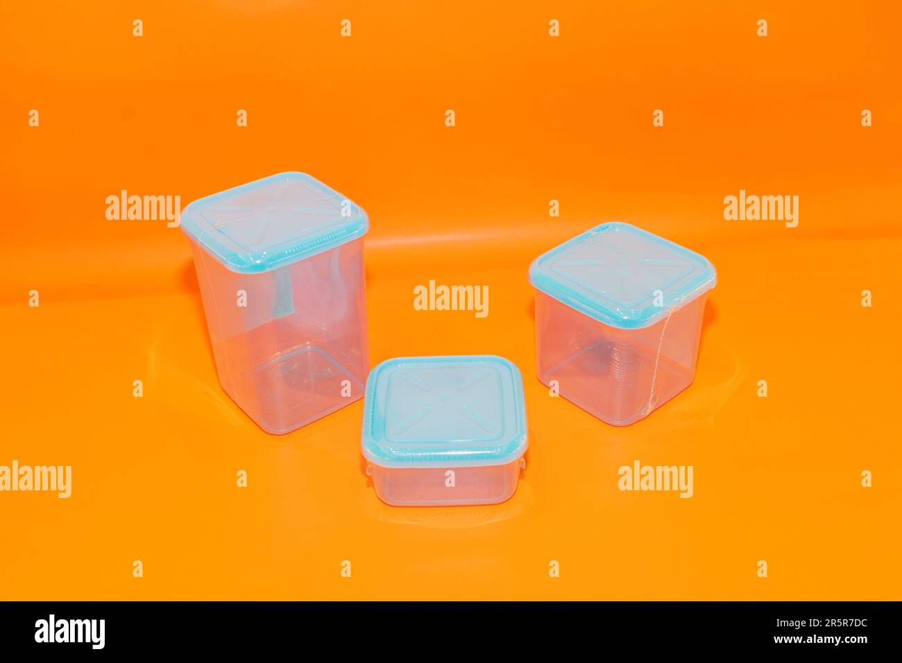 The Blue Plastic Square Container Set with Lids is a versatile and ...