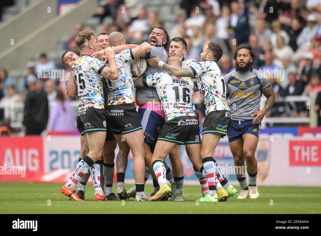 Newcastle, England - 4th June 2023 - Wakefield Trinity's David Fifita ...