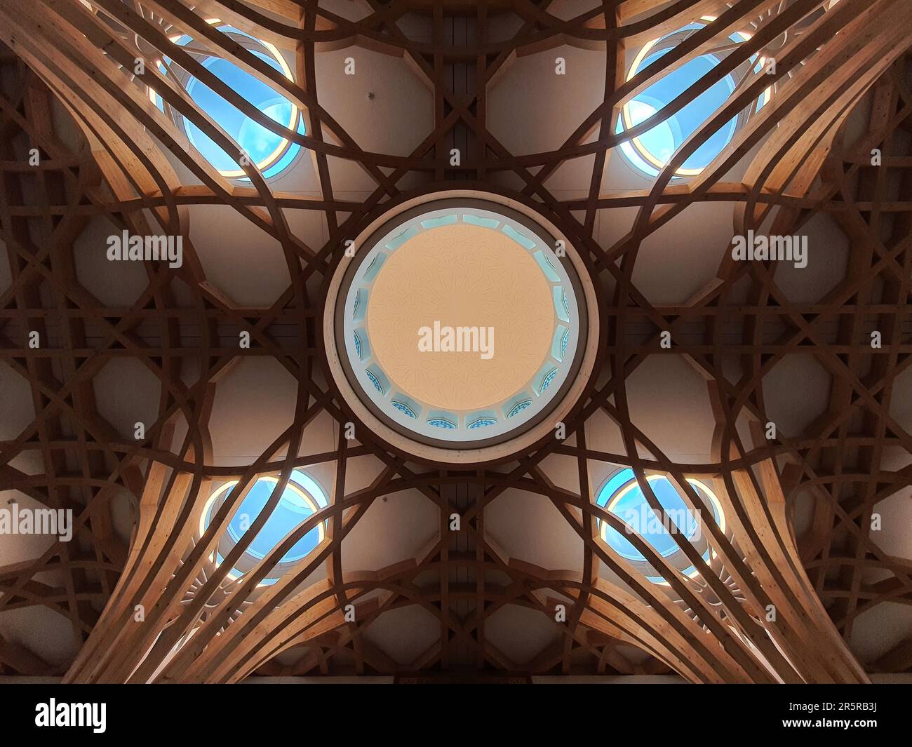 Visible timber structure hi-res stock photography and images - Alamy