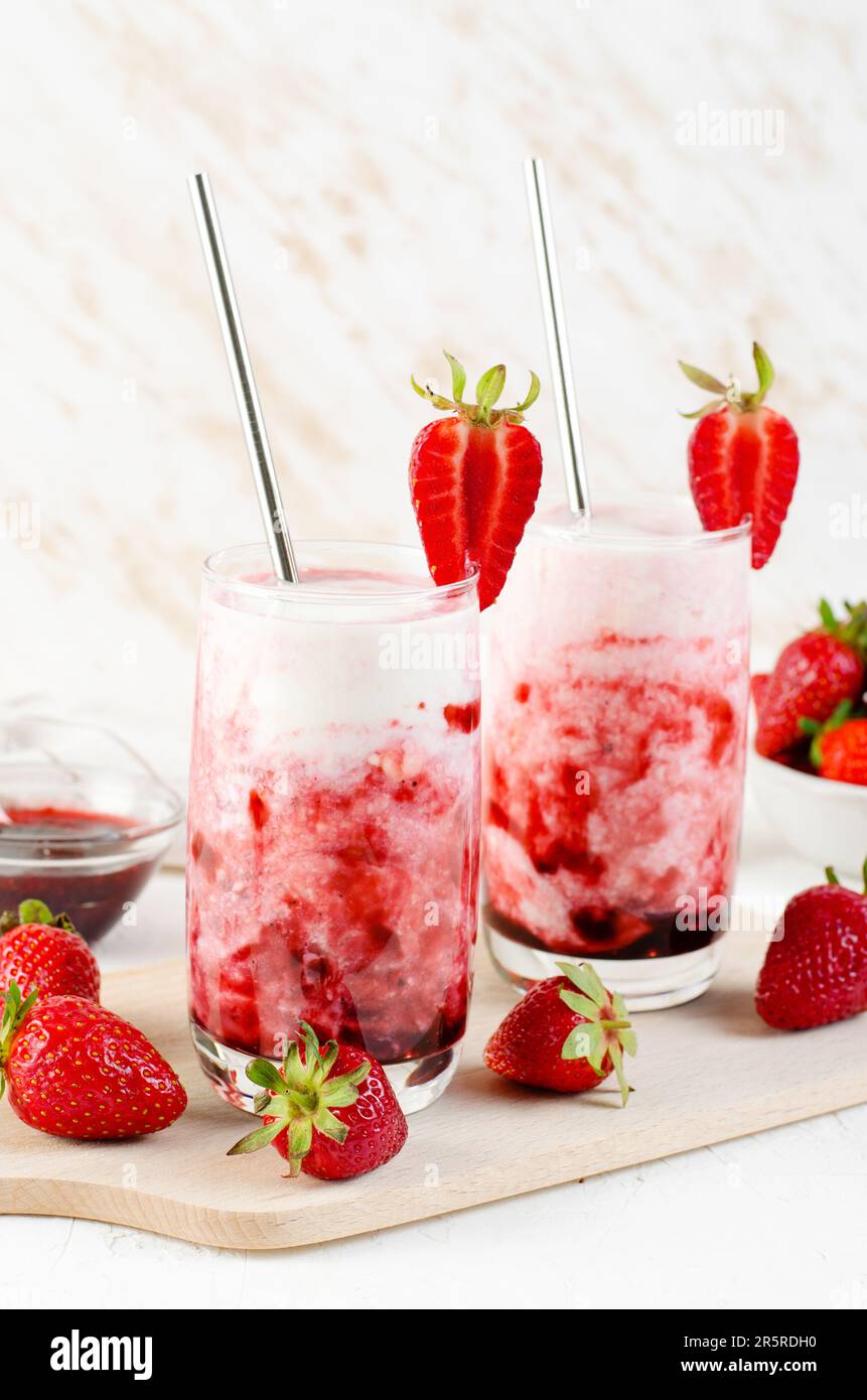 Korean Strawberry Milk, Strawberry Milkshake with Pureed Fresh Berries ...
