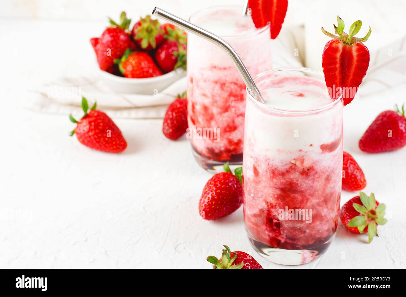 Korean Strawberry Milk, Strawberry Milkshake with Pureed Fresh Berries ...