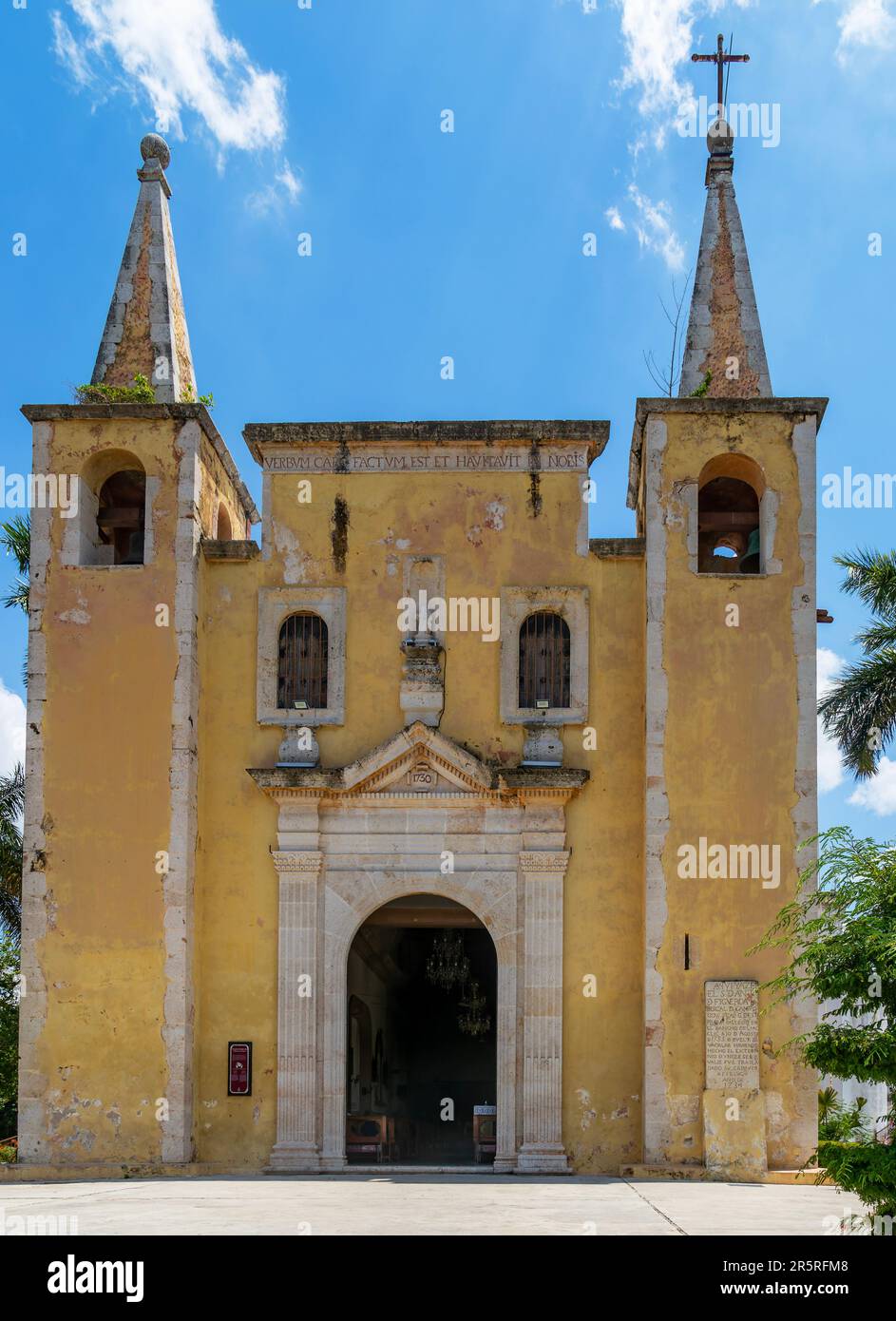 Parish church, Iglesia de Santa Ana, Merida, Yucatan State, Mexico ...