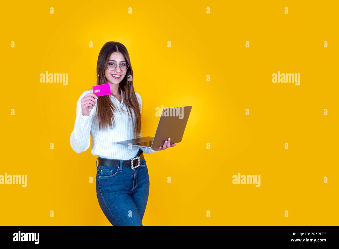 Remote e banking hi-res stock photography and images - Alamy