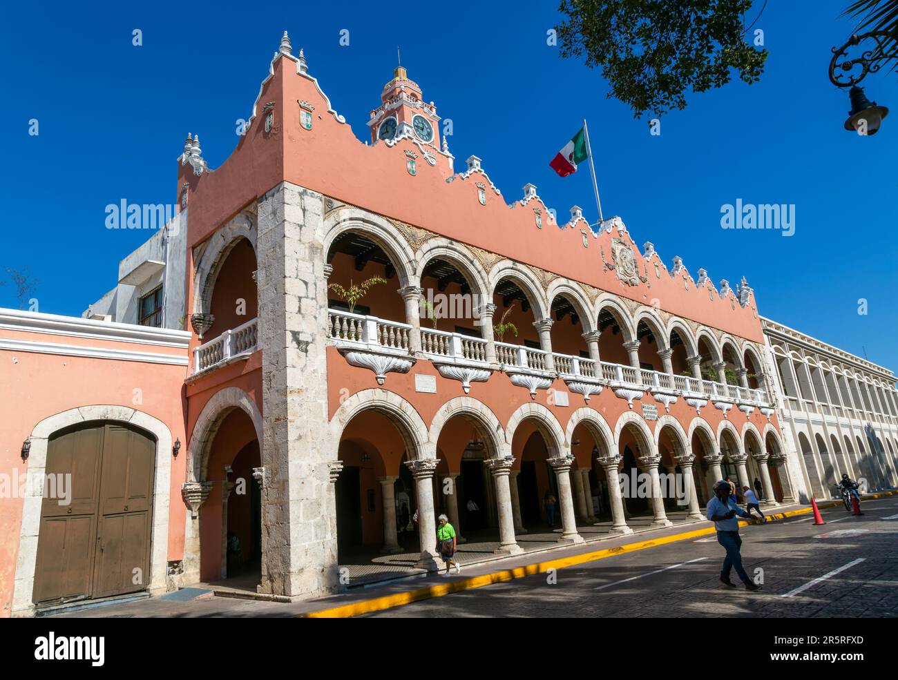 Colonial architecture, Municipal Palace, Palacio Municipal, Merida ...