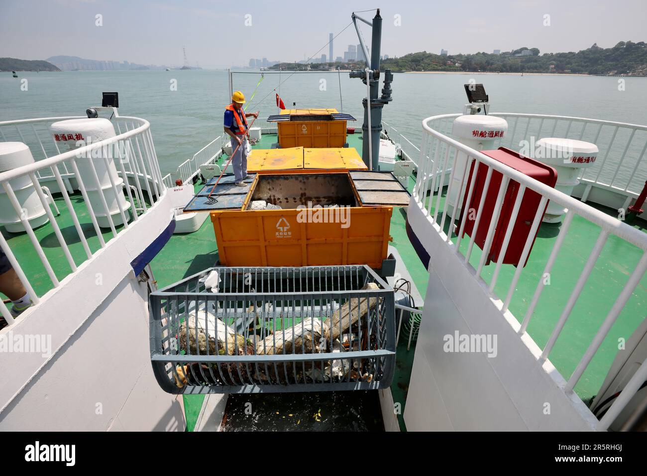 Collecting waste in docks hi-res stock photography and images - Alamy