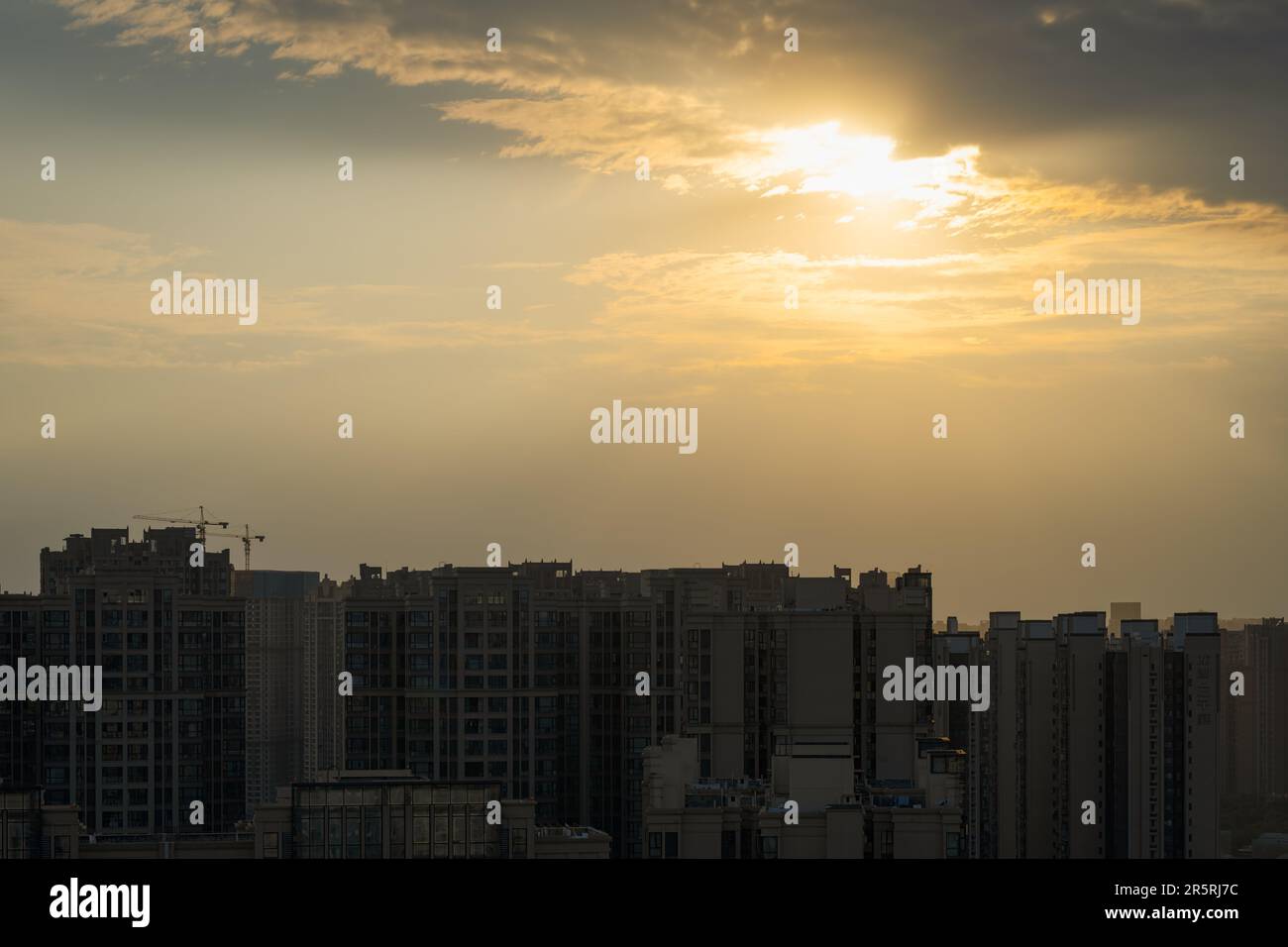 Residential buildings in chengdu at dusk hi-res stock photography and ...