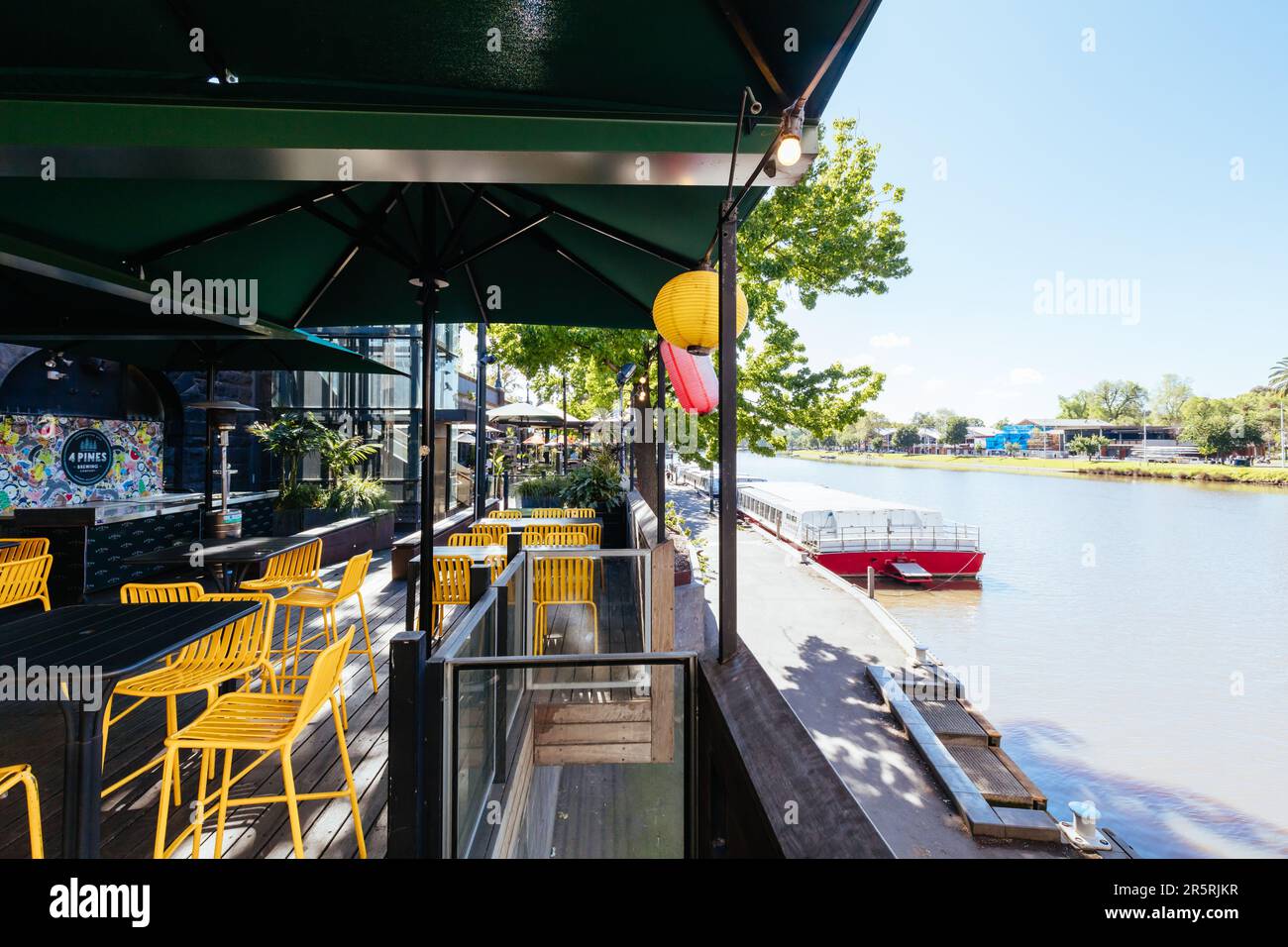 Yarra River Views of Melbourne in Australia Stock Photo - Alamy