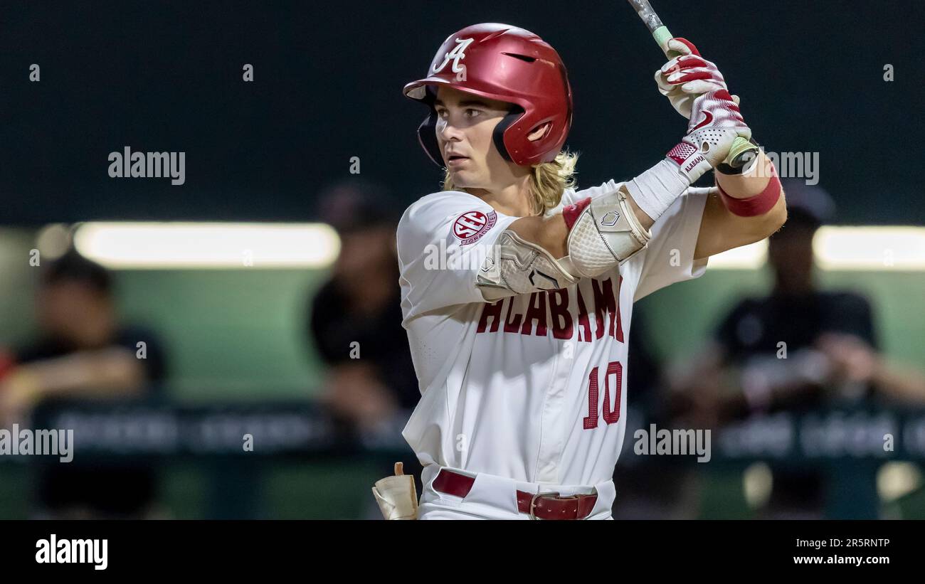Alabama infielder Jim Jarvis (10) during an NCAA baseball game on ...