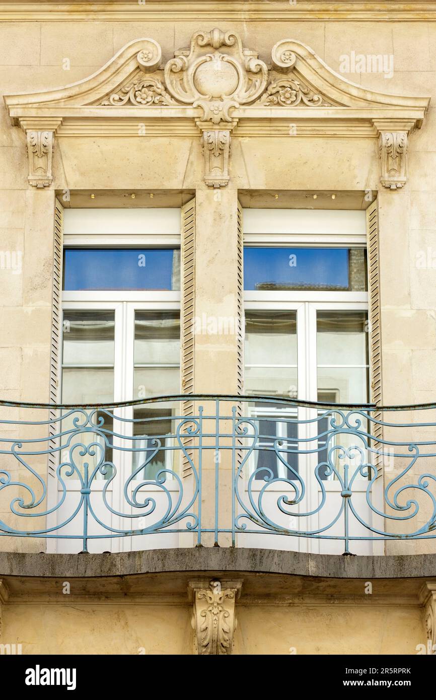 France, Meurthe et Moselle, Nancy, facade of an apartment building in ...