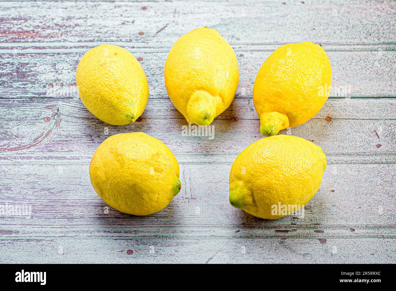 Plump lemons hi-res stock photography and images - Alamy
