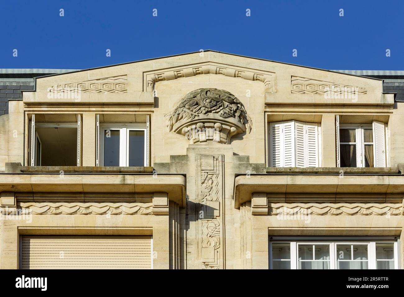 France, Meurthe et Moselle, Nancy, detail of the facade of an apartment ...